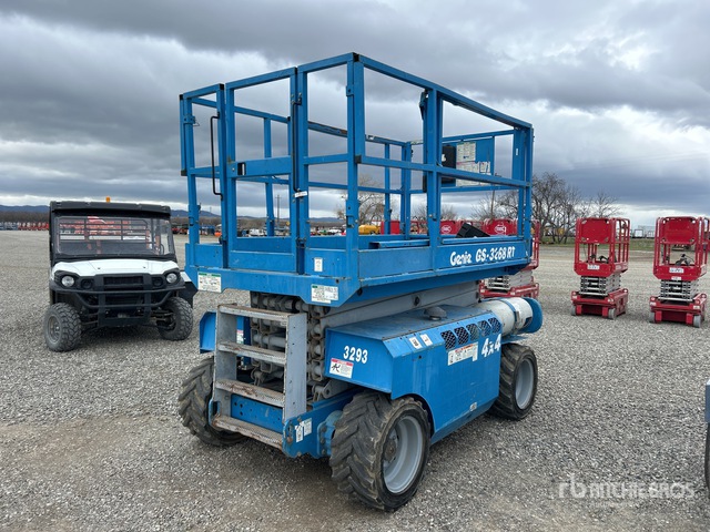 2007 Genie GS-3268 4x4 Dual Fuel Scissor Lift | Ritchie Bros. Auctioneers
