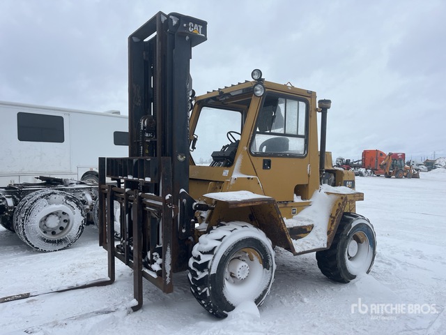 Cat R80 7050 lb 4x4 Rough Terrain Forklift (Inoperable) | Ritchie Bros ...