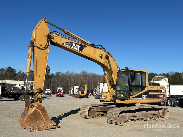 1999 Cat 320B L Tracked Excavator | Ritchie Bros. Auctioneers