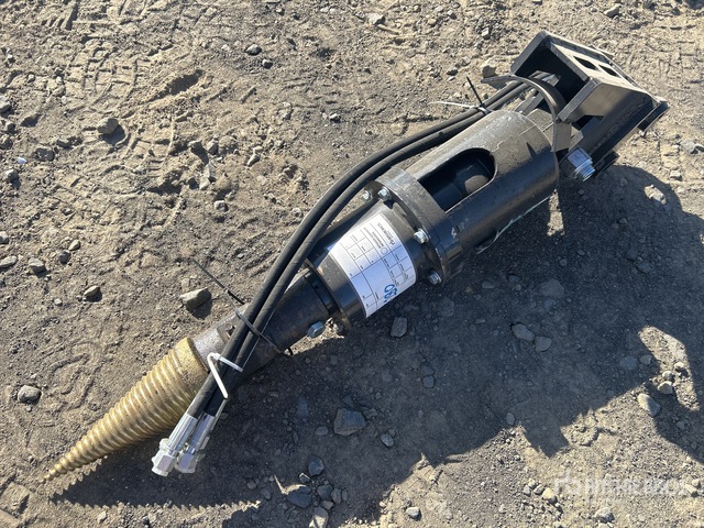 Future Wood Splitter - Fits 1 - 2 Ton (Unused) | Ritchie Bros. Auctioneers