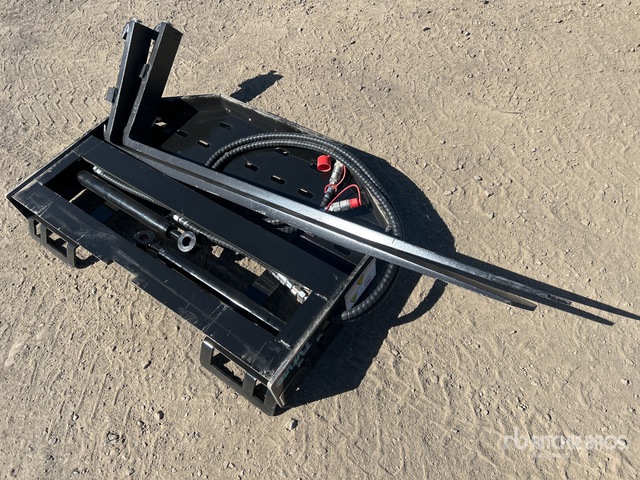 2025 Future FT-SF60 1500 mm Skid Steer Forks (Unused) | Ritchie Bros ...