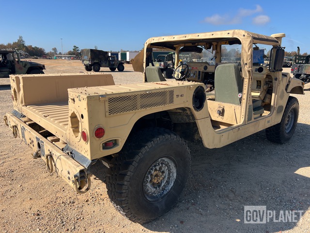 2006 AM General M1152 HMMWV 2 Door Soft Top w/Truck Body in Albany ...