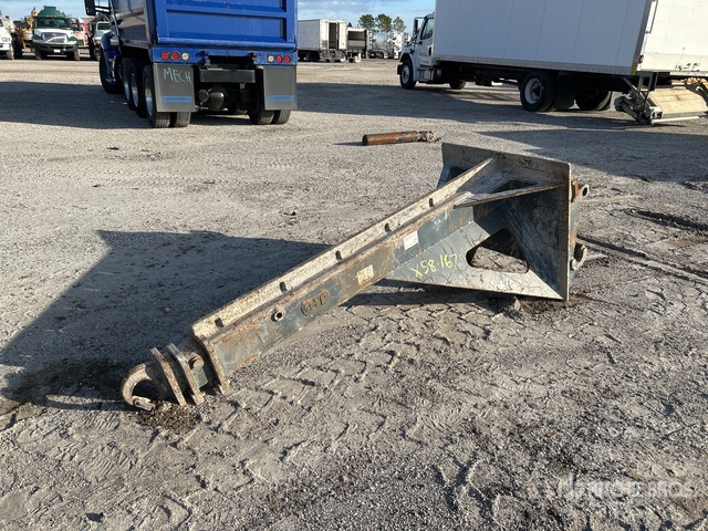 JB Extendable Wheel Loader Material Handling Arm | Ritchie Bros ...