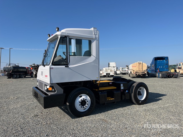 2016 Kalmar T2 4x2 Spotter Truck | Ritchie Bros. Auctioneers