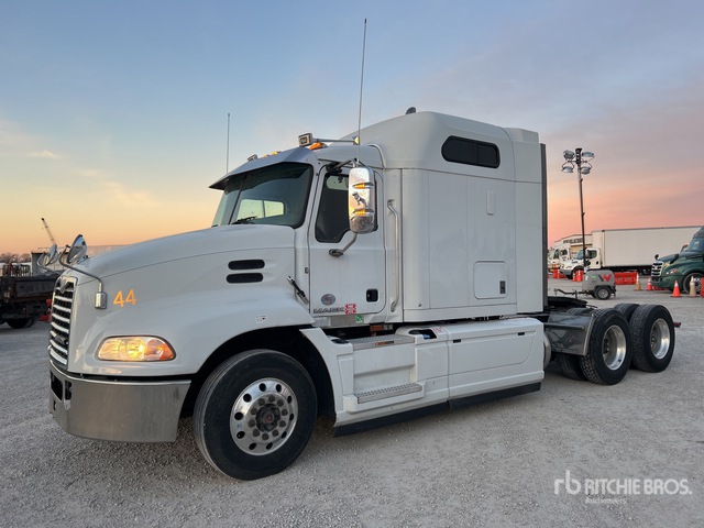 2017 Mack CXU613 6x4 T/A Sleeper Truck Tractor | Ritchie Bros. Auctioneers