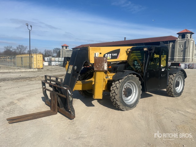 2015 Cat TL943C Telehandler | Ritchie Bros. Auctioneers