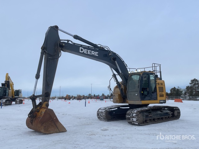 2020 John Deere 245G LC Tracked Excavator | Ritchie Bros. Auctioneers