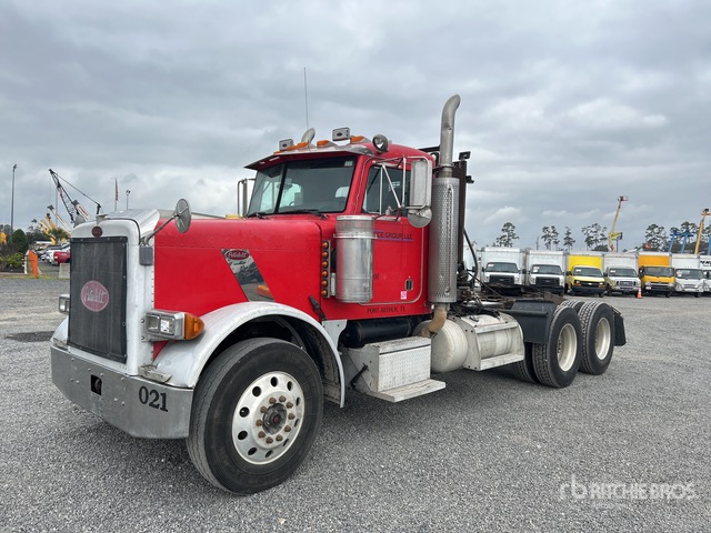 2001 Peterbilt 389 6x4 Camion treuil | Ritchie Bros. Auctioneers