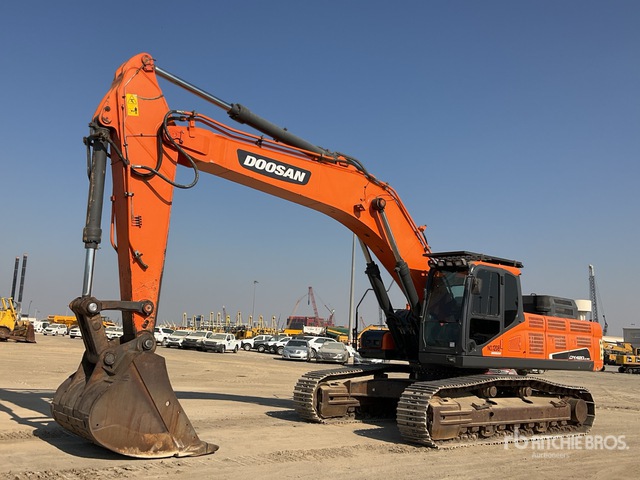 Doosan DX420LC-9C Tracked Excavator | Ritchie Bros. Auctioneers