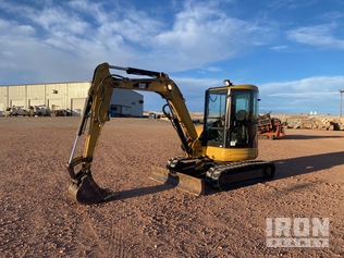 2005 Cat 304 CR Mini Excavator in Gillette, Wyoming, United States ...