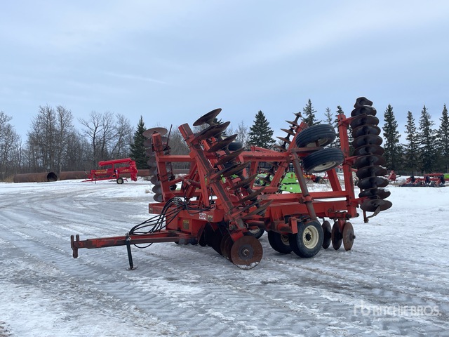 Case DOT31 25 ft Tandem Breaking Disc | Ritchie Bros. Auctioneers