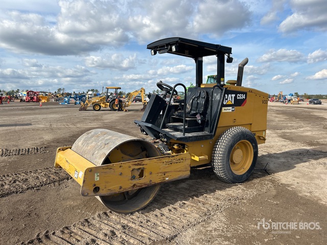 2019 Cat CS34 Rodillo compactador | Ritchie Bros. Auctioneers