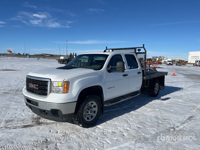 2011 GMC Sierra 3500HD 4x4 Crew Cab Flatbed Truck | Ritchie Bros ...