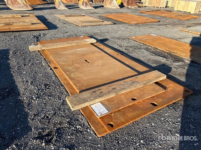Quantity of (3) 6 ft x 12 ft 6 in (1 in Thick) Plaques d'acier ...
