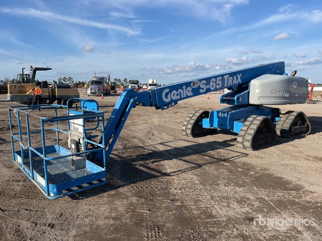 2013 Genie S65TRAX Crawler Diesel Telescopic Boom Lift | Ritchie Bros ...