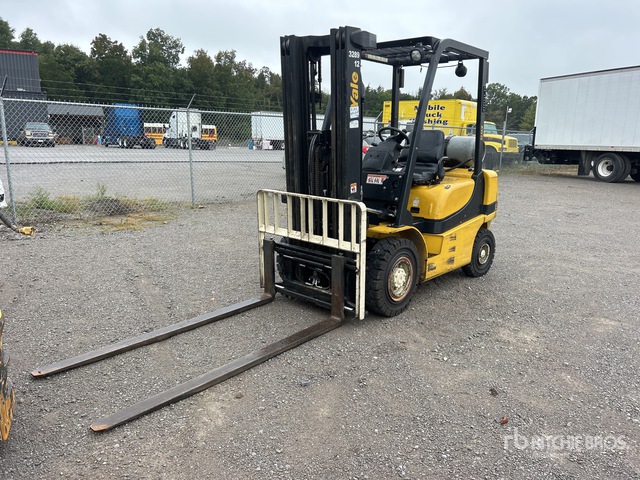 2018 Yale GLP050 4700 lb Pneumatic Tire Forklift | Ritchie Bros ...