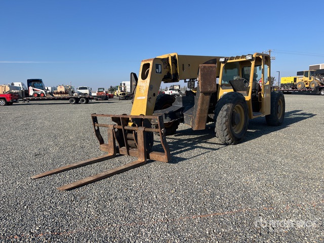 2007 Cat TL943 Telehandler | Ritchie Bros. Auctioneers