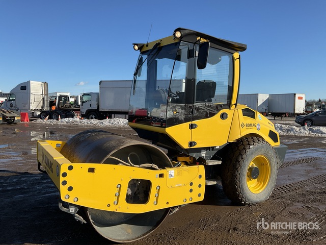 2022 Bomag BW177D-5 Smooth Drum Compactor | Ritchie Bros. Auctioneers