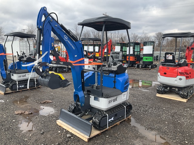 Used Excavators For Sale | GovPlanet