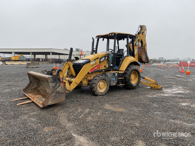 2017 Cat 420F2 4x4 Backhoe Loader | Ritchie Bros. Auctioneers