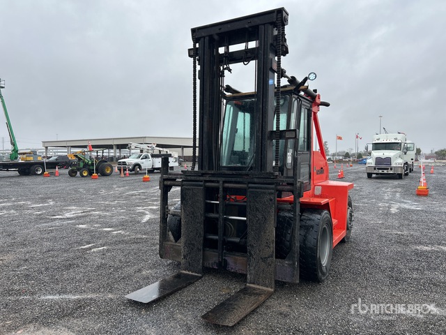 USNR US185 18500 lb Pneumatic Tire Forklift | Ritchie Bros. Auctioneers