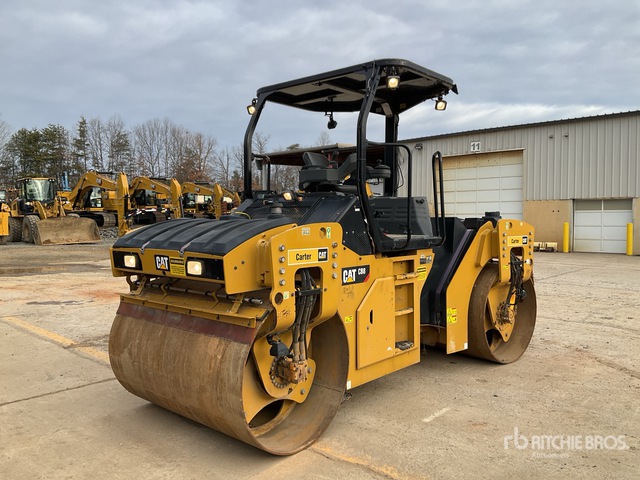 2019 Cat CB8 Rodillo Tándem | Ritchie Bros. Auctioneers