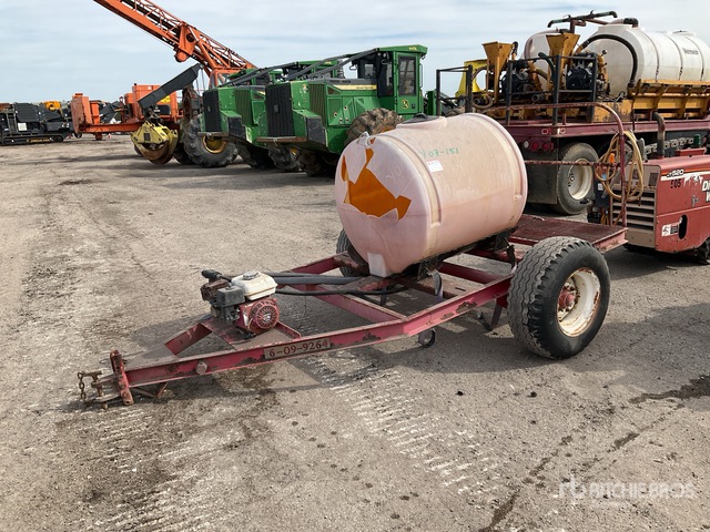 200 gal Turntable Water Tank Trailer | Ritchie Bros. Auctioneers