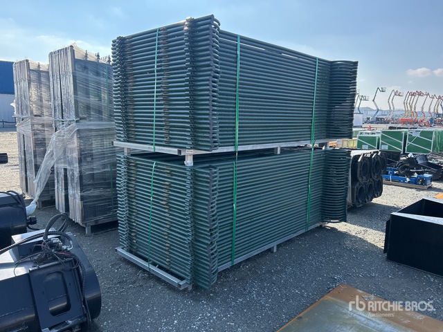 L 9 ft 4 in X W 4 ft 11 in Livestock Panel | Ritchie Bros. Auctioneers