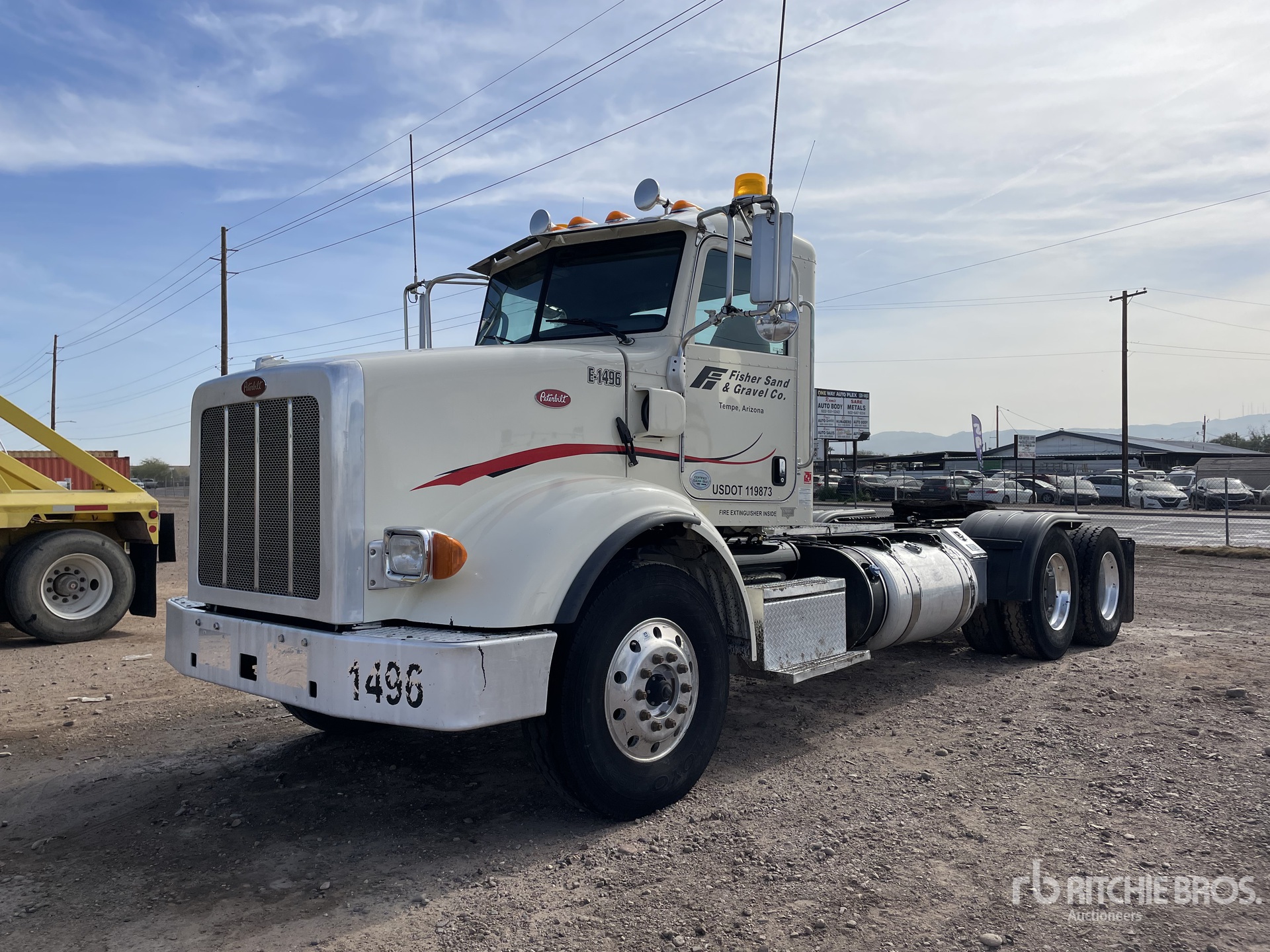 2017 Peterbilt 365 6x4 Cabina per trattore stradale | Ritchie Bros ...