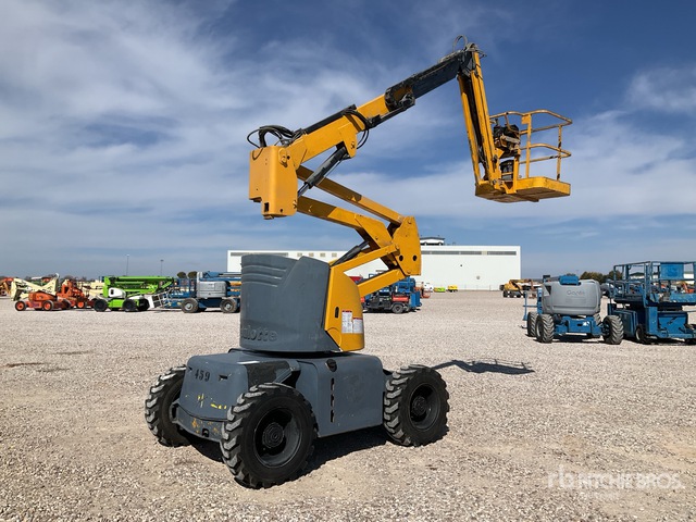2004 Haulotte HA12PX 4WD Diesel Articulating Boom Lift | Ritchie Bros. Auctioneers