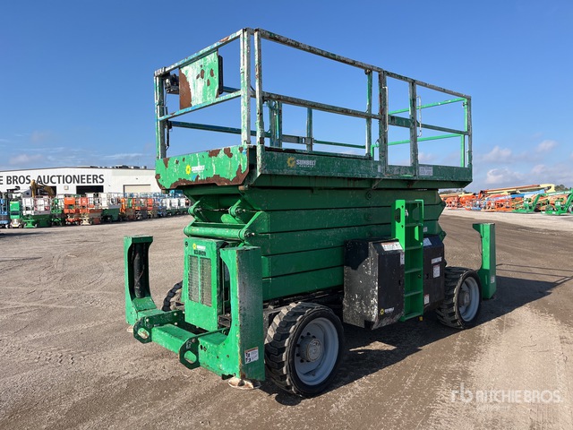 2015 Genie GS-5390 RT 4x4 Diesel Scissor Lift | Ritchie Bros. Auctioneers