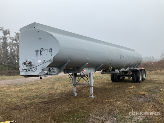 1975 Fruehauf TEH-F2-R 8400 gal T/A Tanker Trailer | Ritchie Bros ...