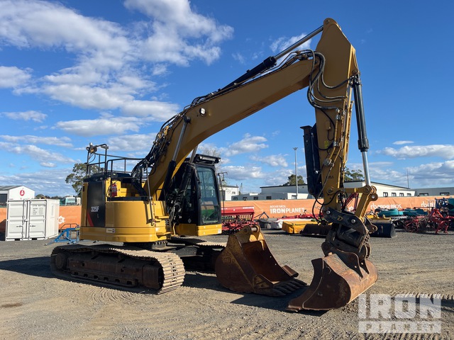 2018 Cat 325F L CR Tracked Excavator in Drury, Auckland, New Zealand ...