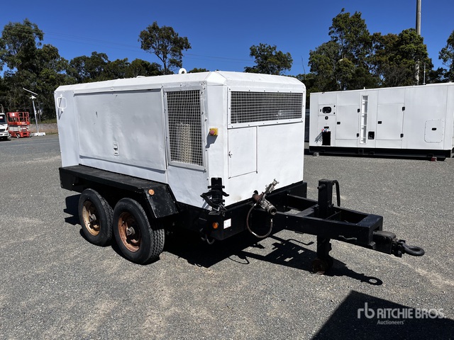 1998 Ingersoll Rand XP-825WCU 825 cfm Mobile 250 L Air Compressor ...