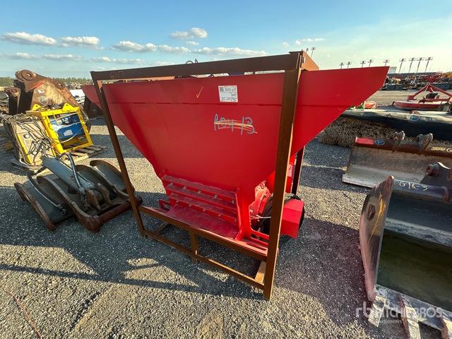 2024 Raytree RMBC72 72 in Skid Steer Block Crusher | Ritchie Bros ...