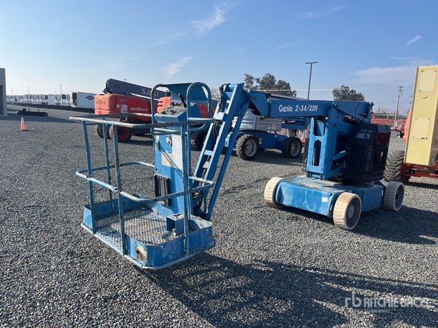 2007 Genie Z34/22N 2WD Electric Articulating Boom Lift | Ritchie Bros. Auctioneers