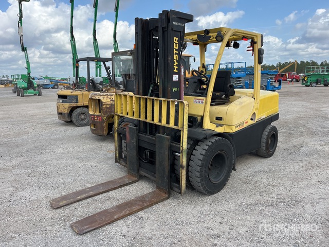 2014 Hyster H110FT 11000 lb Pneumatic Tire Forklift | Ritchie Bros ...