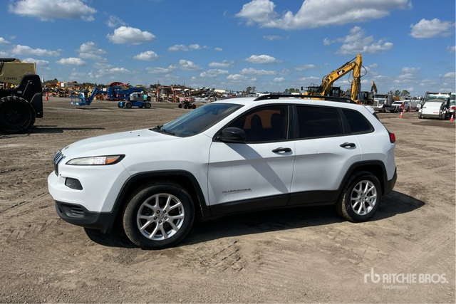 2016 Jeep Cherokee 2WD SUV | Ritchie Bros. Auctioneers