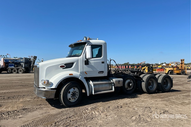 2015 Peterbilt 389 8x4 Tracteur Routier | Ritchie Bros. Auctioneers