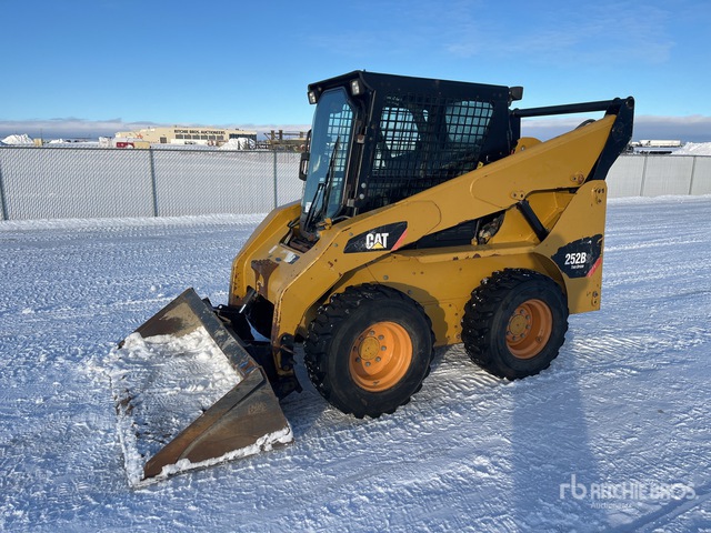 2013 Cat 252B3 Two-Speed Skid Steer Loader | Ritchie Bros. Auctioneers