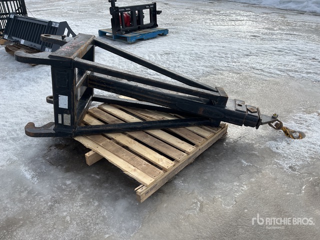 2015 Cat MC428 Telehandler Jib | Ritchie Bros. Auctioneers