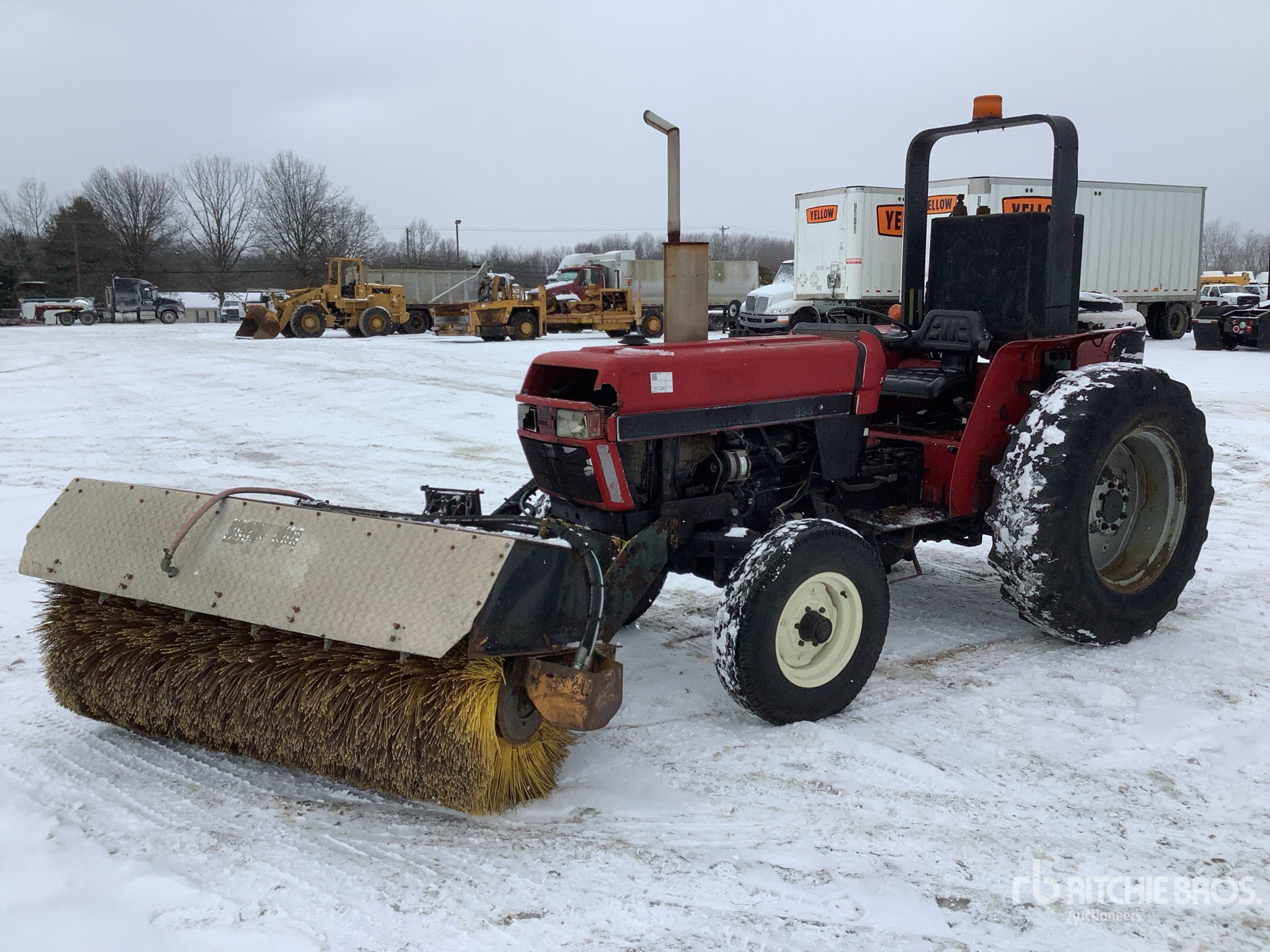 1995 Case IH 395 Broom Tractor | Ritchie Bros. Auctioneers