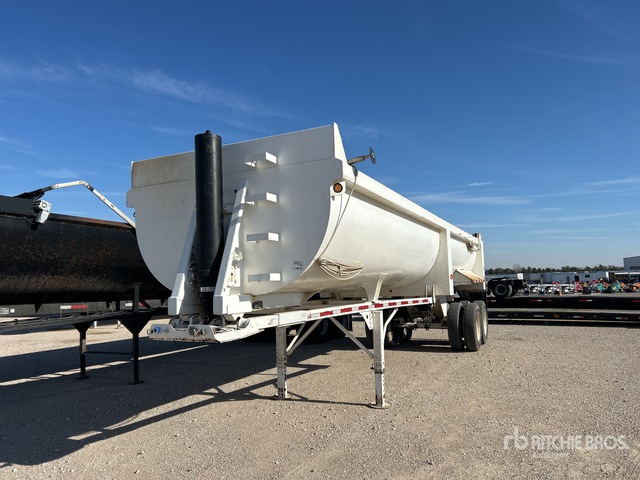 2004 Trail King 32 ft T/A End Dump Trailer | Ritchie Bros. Auctioneers