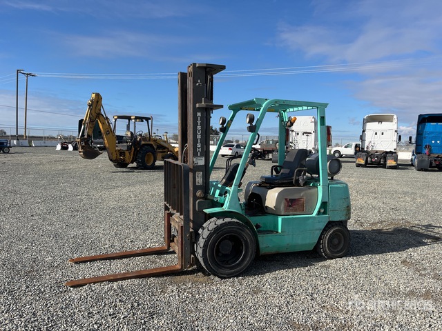 1997 Mitsubishi FG25 5000 lb Pneumatic Tire Forklift | Ritchie Bros ...