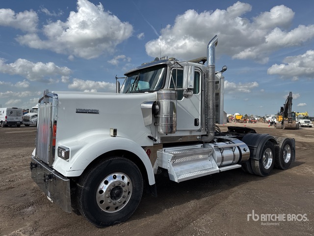 2016 Kenworth W900 6x4 T/A Day Cab Truck Tractor | Ritchie Bros ...