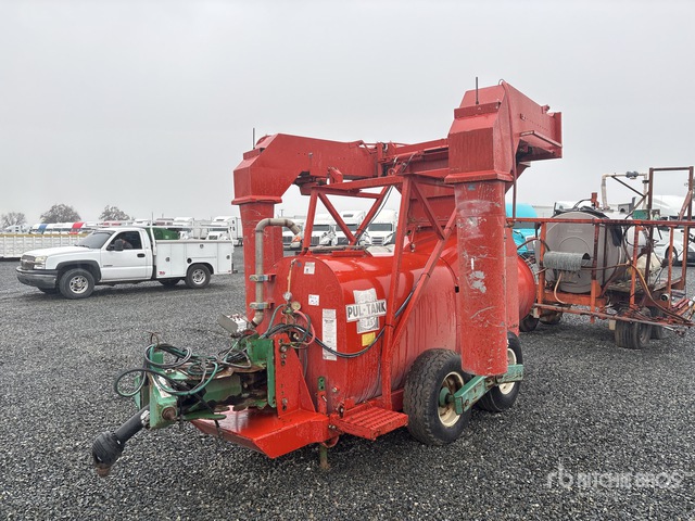 2015 Rears Pul-Tank PBT4340TRTD 12 ft T/A Vertical Boom Pull-Type ...