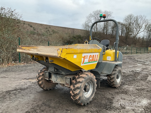 2018 Wacker Neuson 3001 3 ton 4x4 Swivel Dumper | Ritchie Bros. Auctioneers