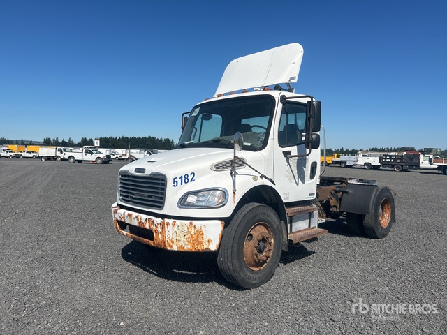 2007 Freightliner M2 106 4x2 S/A Day Cab Truck Tractor | Ritchie Bros. Auctioneers
