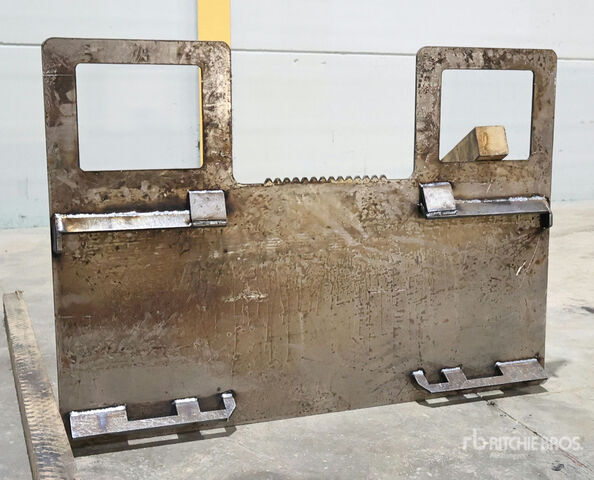 2024 QT HDG Skid Steer Attachment Mounting Plate (Unused) | Ritchie ...