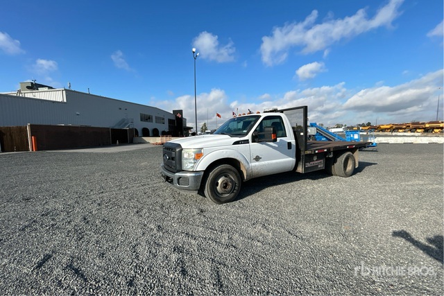2016 Ford F-350 4x2 Flatbed Truck | Ritchie Bros. Auctioneers